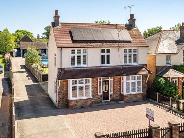 4 Bedroom Property