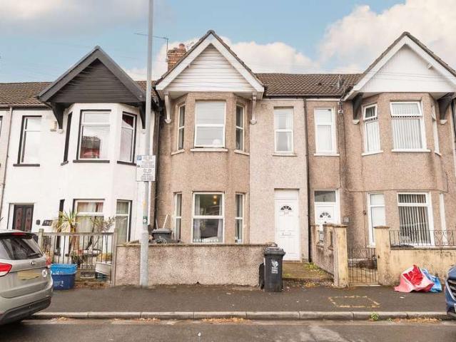 4 Bedroom Property
