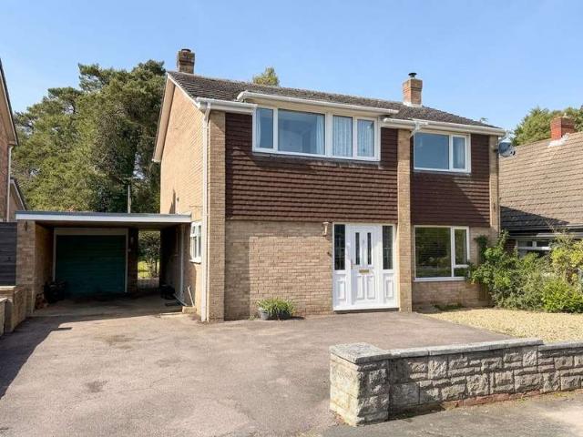 4 Bedroom Property