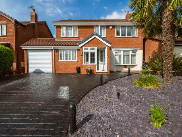 4 Bedroom Property
