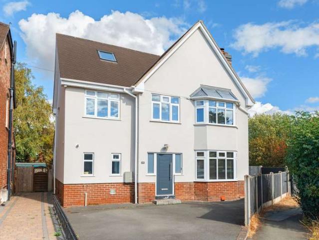 4 Bedroom Property