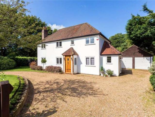 4 Bedroom Property