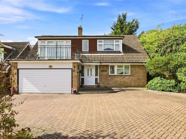 4 Bedroom Property