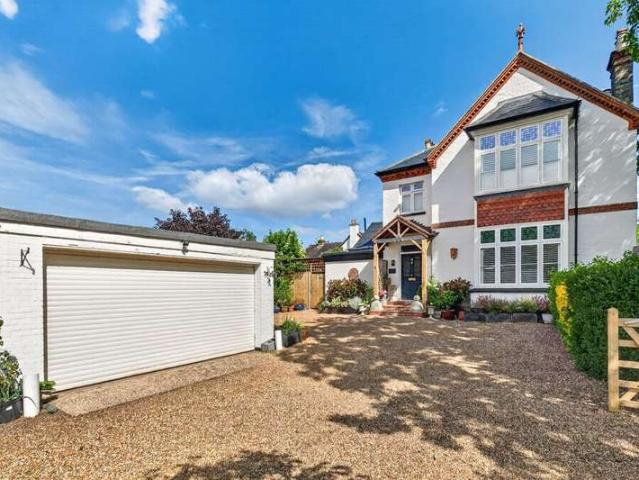 4 Bedroom Property