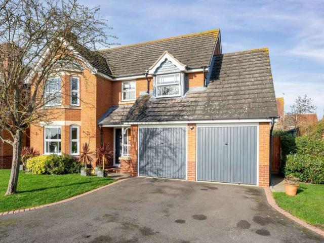 4 Bedroom Property