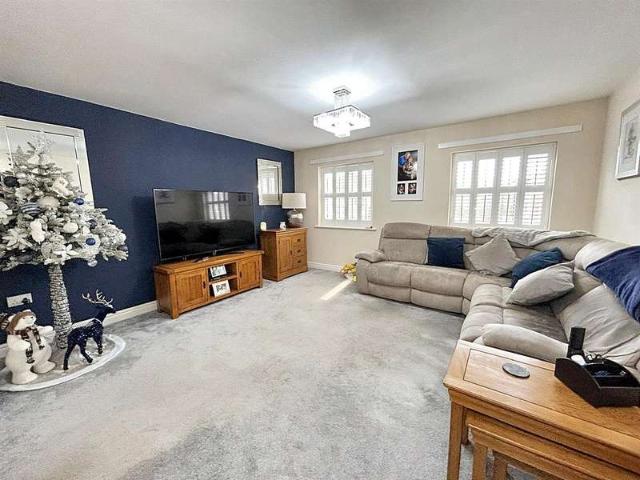 4 Bedroom Property