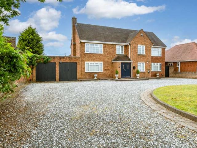 4 Bedroom Property