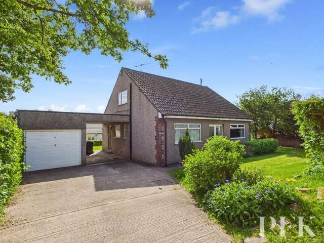 4 Bedroom Property