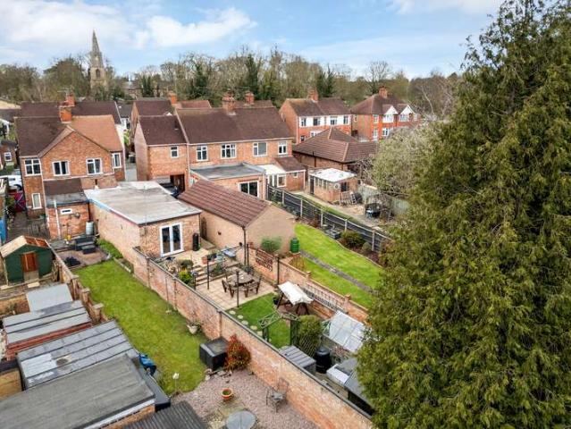 4 Bedroom Property