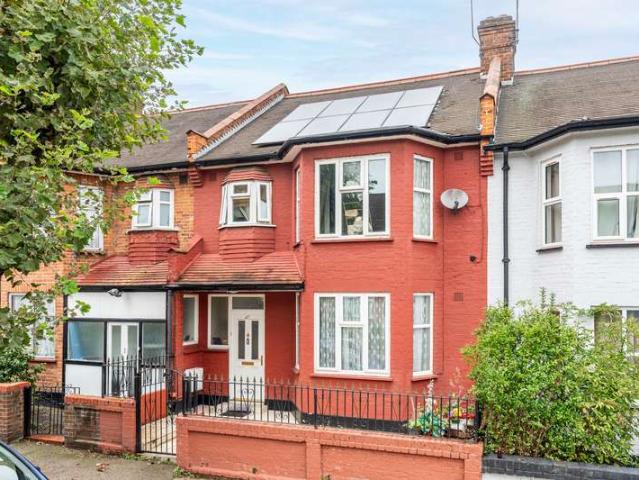 4 Bedroom Property