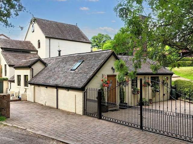 4 Bedroom Property