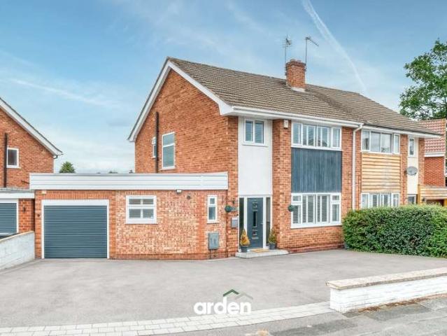 4 Bedroom Property