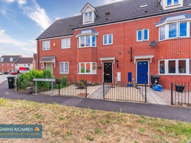 4 Bedroom Property