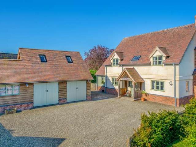 4 Bedroom Property