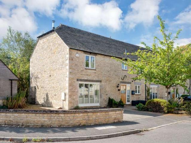 4 Bedroom Property