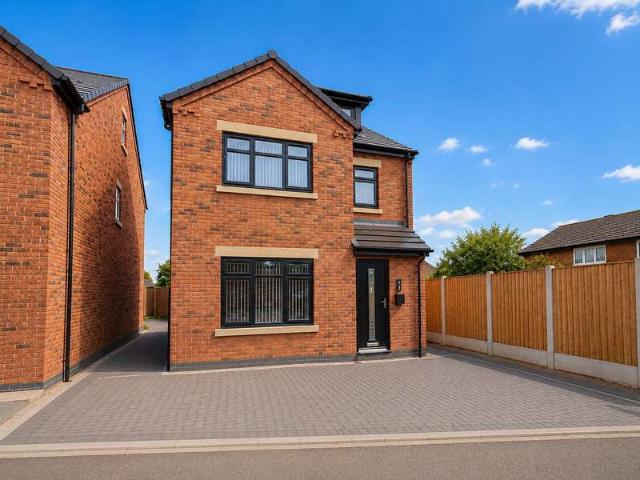 4 Bedroom Property