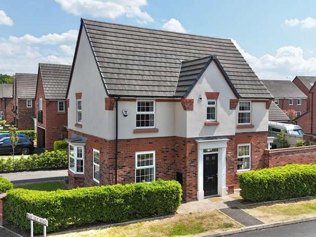 4 Bedroom Property