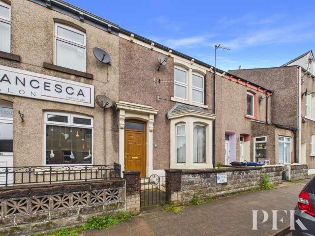 4 Bedroom Property