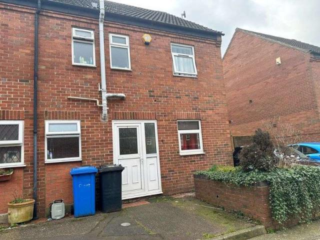 4 Bedroom Property