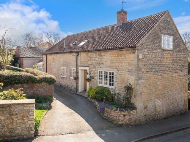 4 Bedroom Property