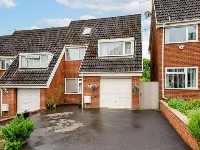 4 Bedroom Property