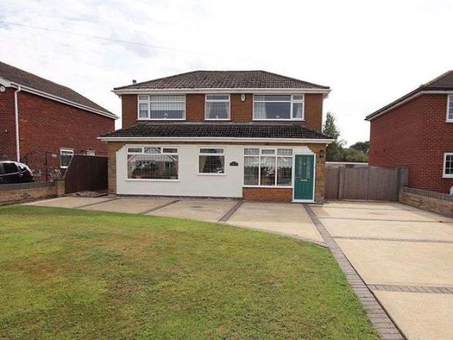 4 Bedroom Property