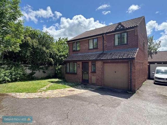 4 Bedroom Property