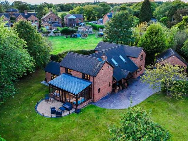 4 Bedroom Property