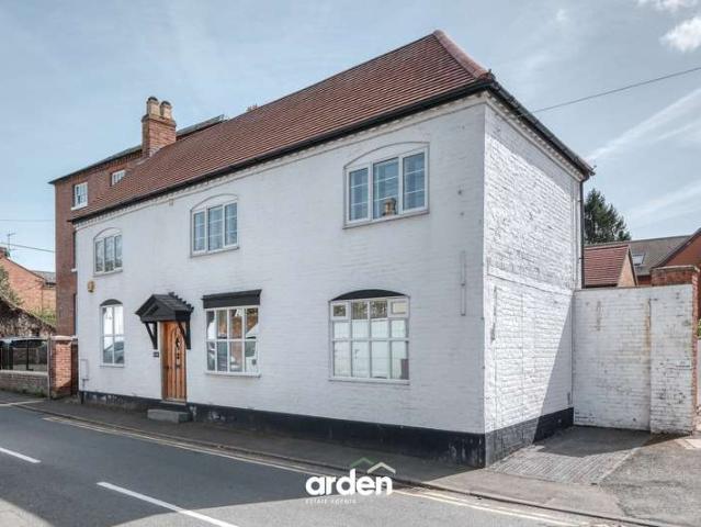4 Bedroom Property