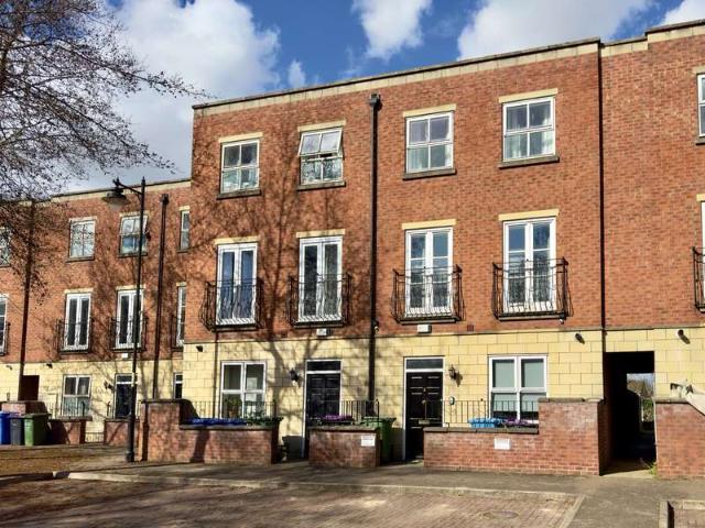 4 Bedroom Property