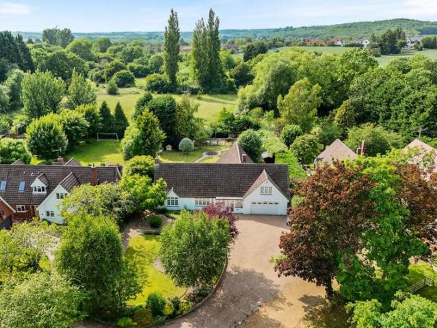 4 Bedroom Property