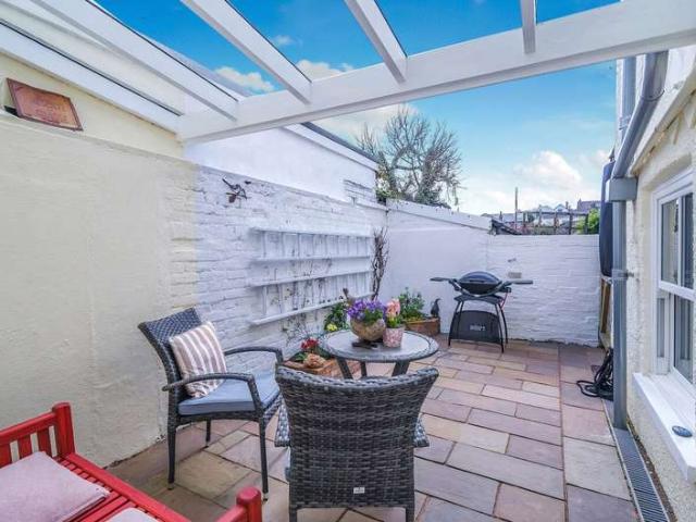 4 Bedroom Property