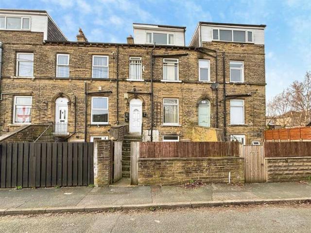 4 Bedroom Property