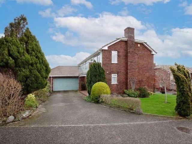 4 Bedroom Property