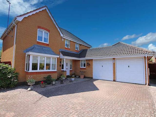 4 Bedroom Property