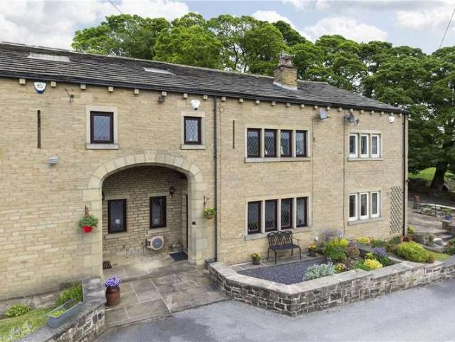 4 Bedroom Property