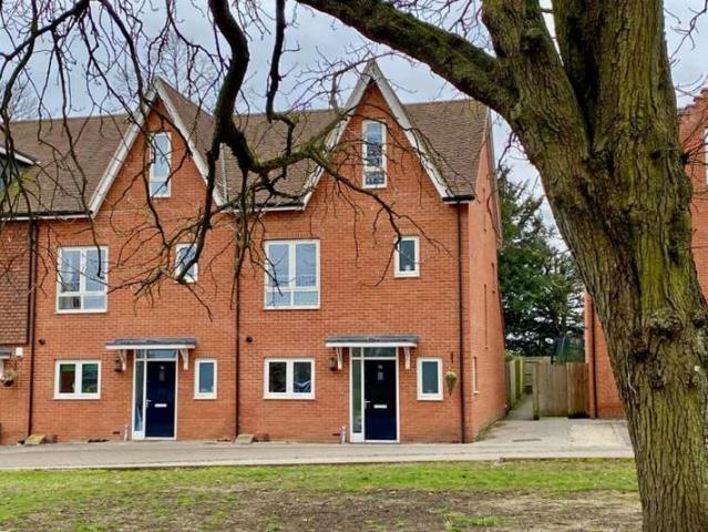 4 Bedroom Property