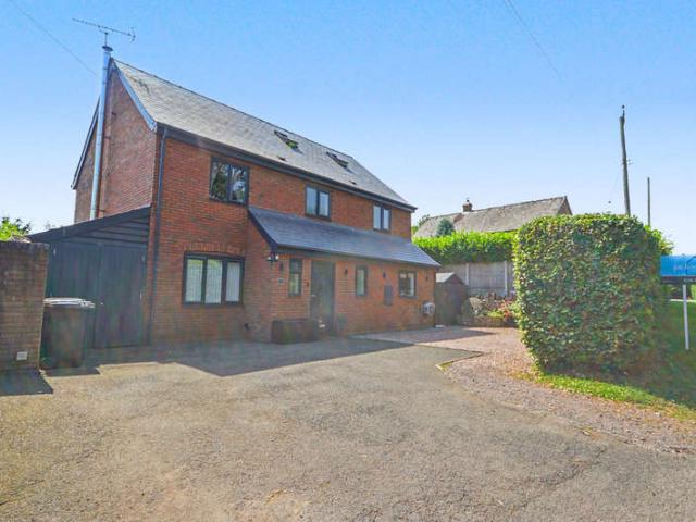 4 Bedroom Property