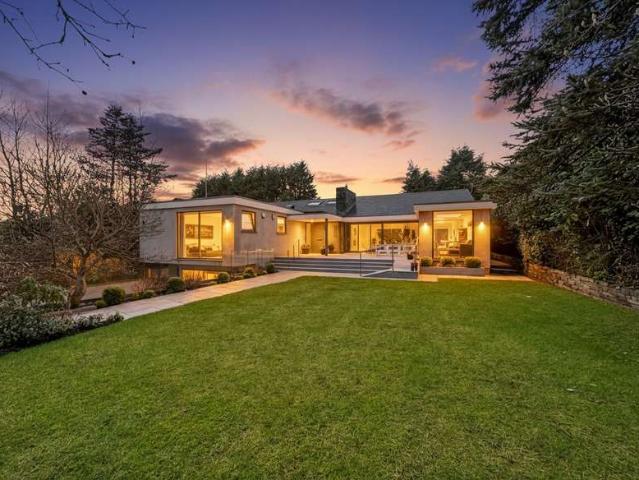 4 Bedroom Property