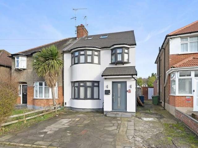 4 Bedroom Property