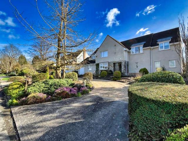 4 Bedroom Property