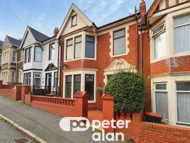 4 Bedroom Property