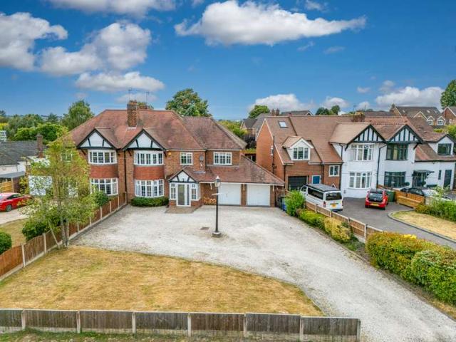 4 Bedroom Property