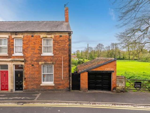 4 Bedroom Property