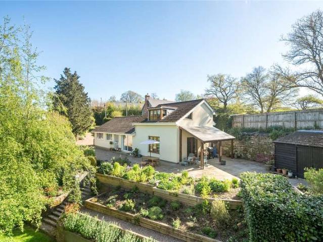 4 Bedroom Property