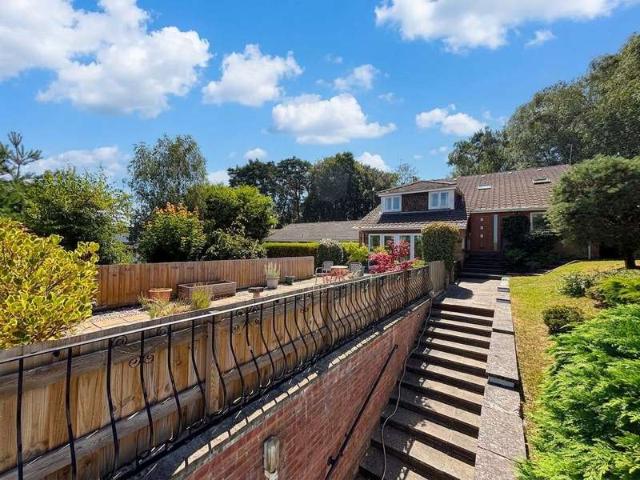 4 Bedroom Property