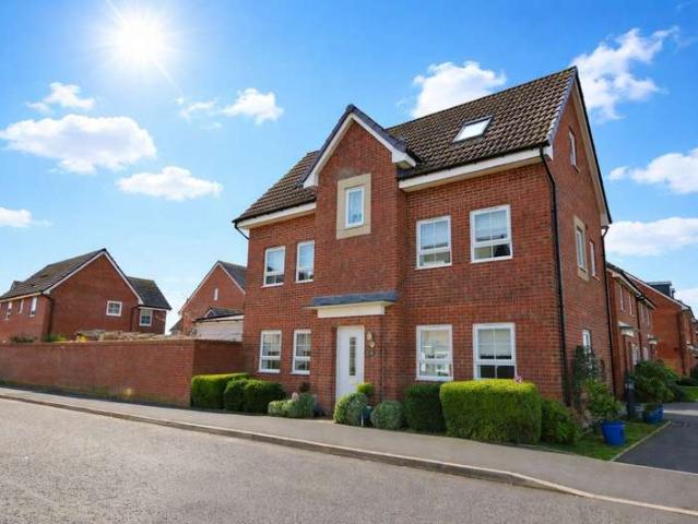4 Bedroom Property