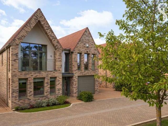 4 Bedroom Property