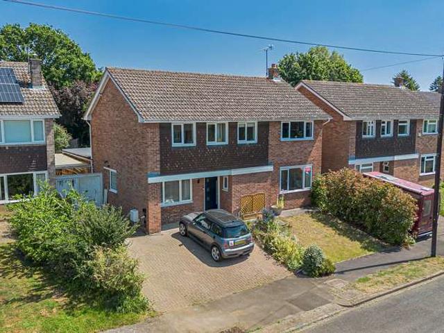 4 Bedroom Property