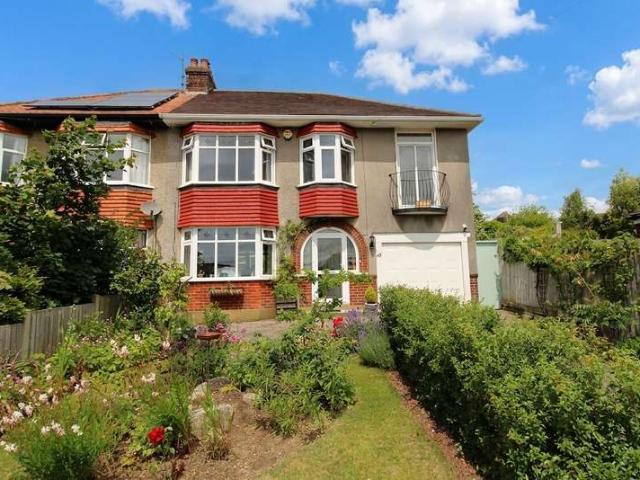 4 Bedroom Property